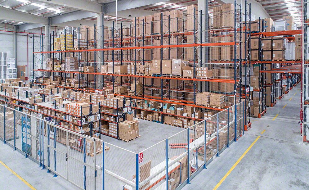 Home appliance logistics warehouse - Mecalux.co.uk