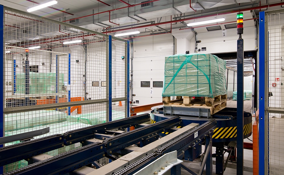 Case study automated clad-rack Ceramika Paradyż warehouse in Poland ...