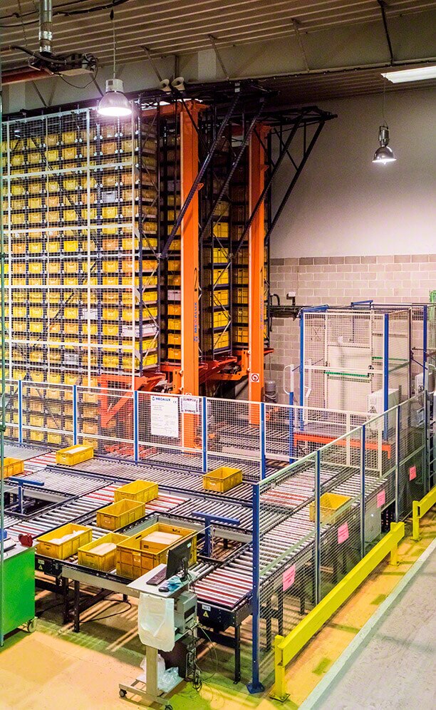 JCH's new automated miniload warehouse – Mecalux.co.uk