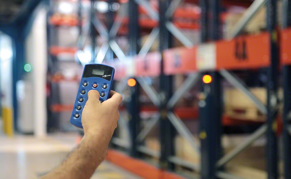 A multi-system storage in the SPB hardware warehouse - Mecalux.co.uk