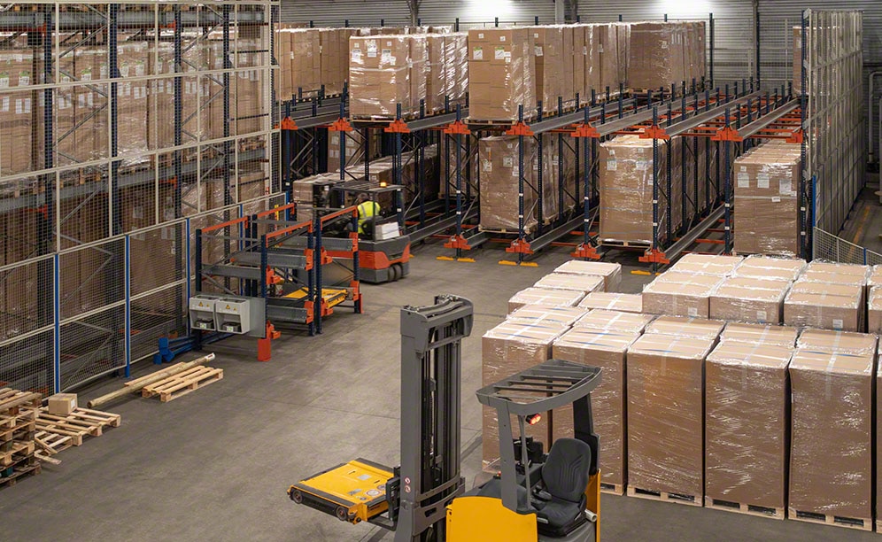 Trigano Jardin's warehouse for outdoor products - Mecalux.co.uk