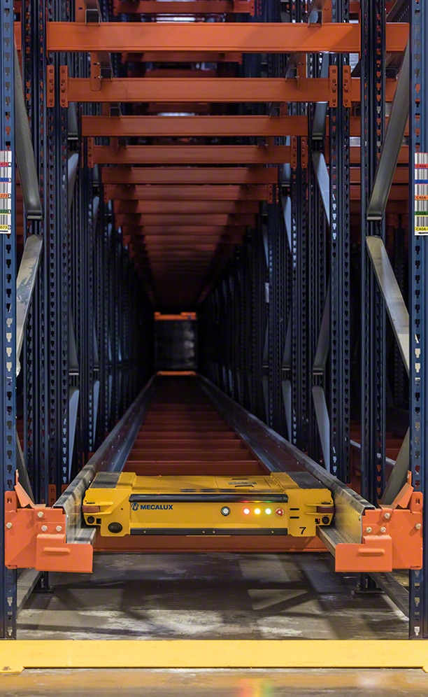 Warehouse of logistics operator Grupo Alainé - Mecalux.co.uk