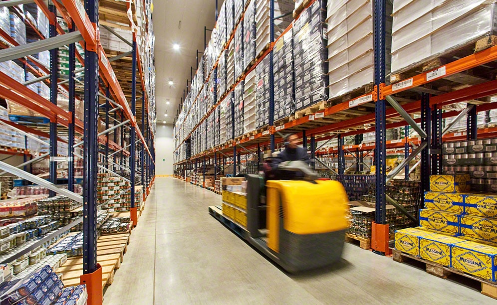 Warehouse logistics operator Brivio & Viganò - Mecalux.co.uk