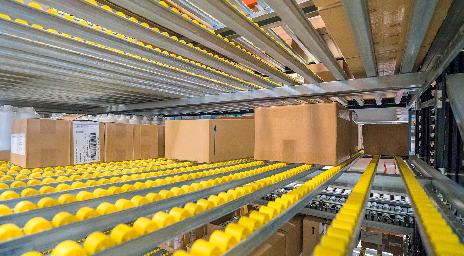 Carton Live Storage | Carton Flow | Mecalux.co.uk