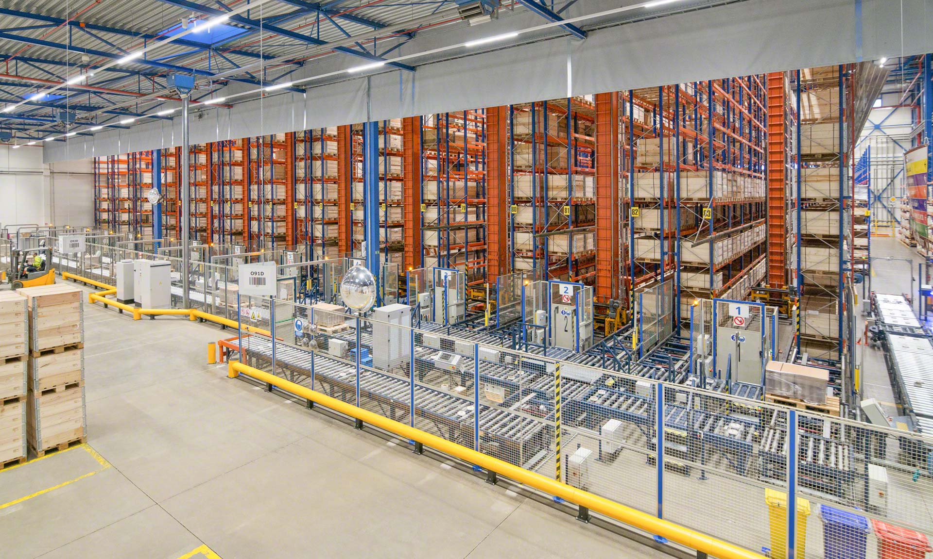 IKEA Components automates its warehouse - Mecalux.co.uk