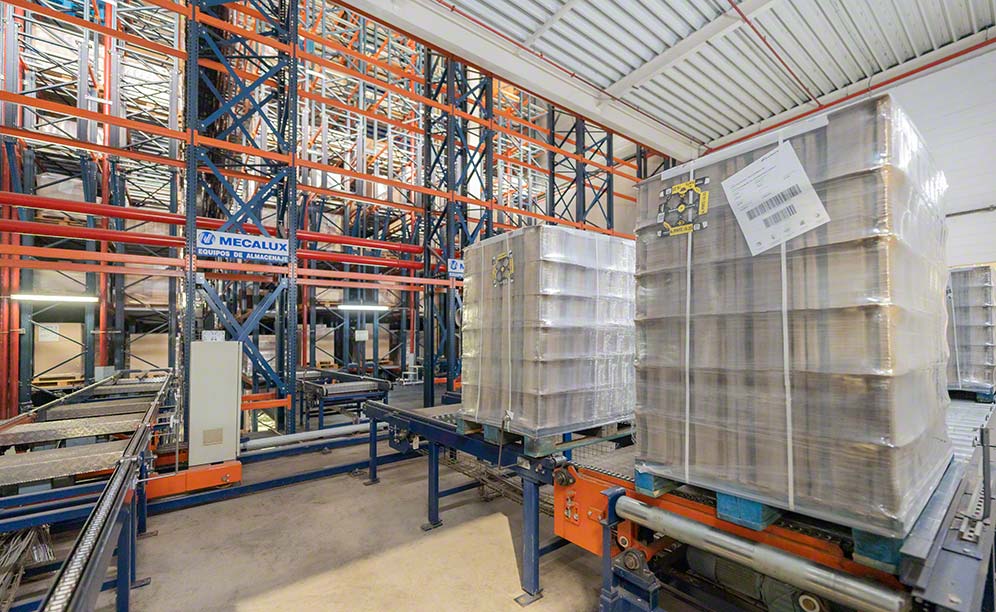 Alzamora Group: automated warehouse for packaging - Mecalux.co.uk