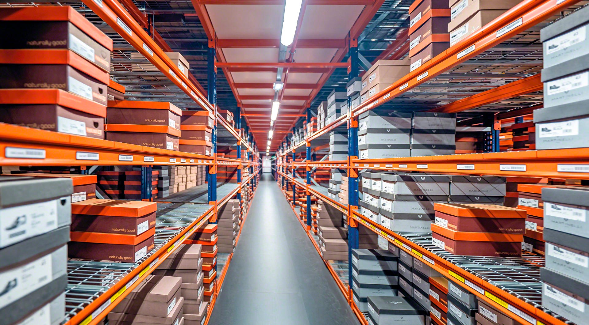 Heavy Duty Storage Racks and Shelving - Mecalux.co.uk