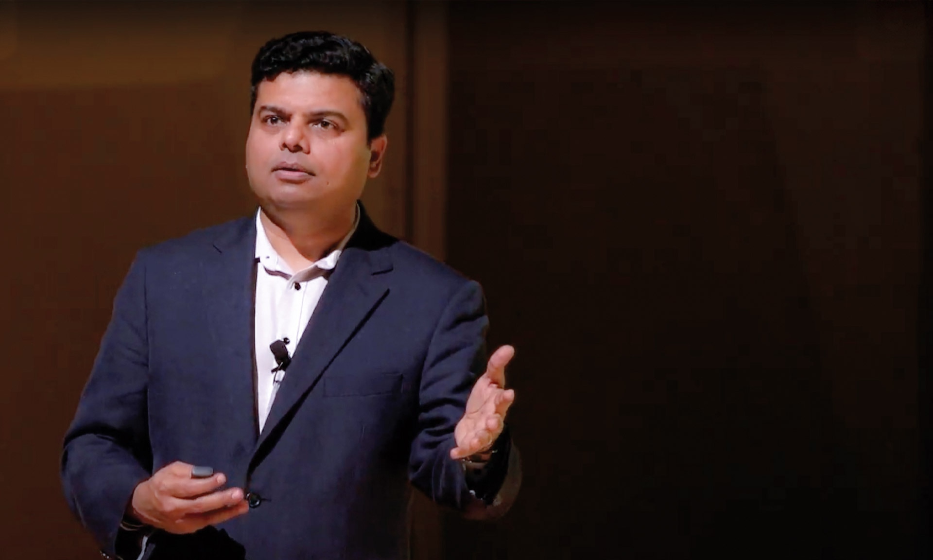 Chirag Shah (UW): Interview on AI agents - Mecalux.co.uk