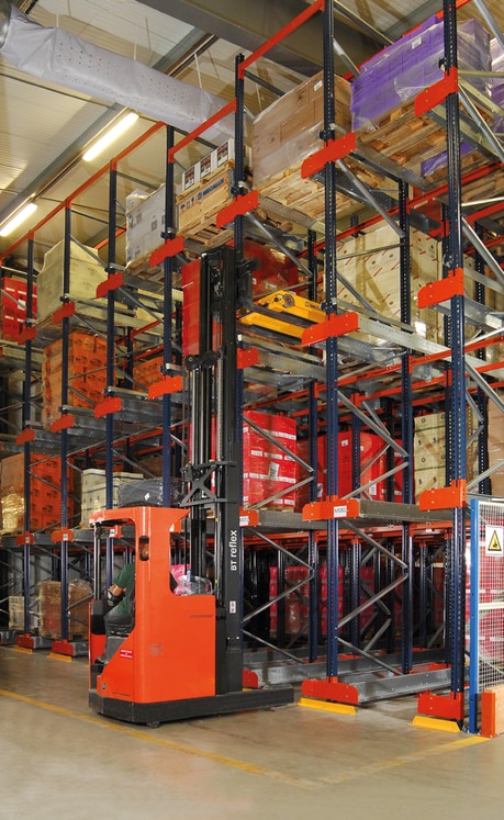 Pallet Shuttle system in Domaines Paul Mas warehouse - Mecalux.co.uk